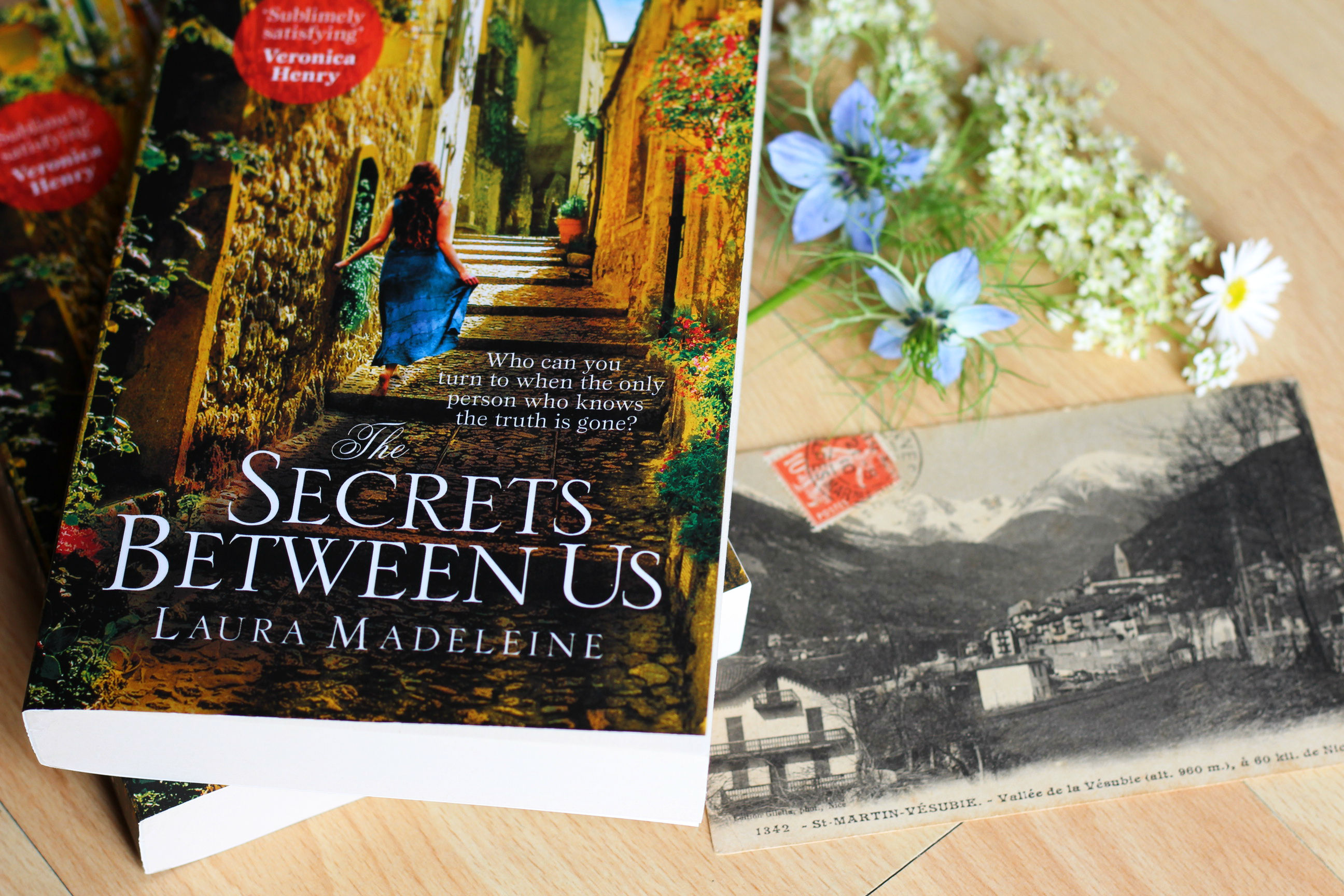 The Secrets Between Us – Laura Madeleine